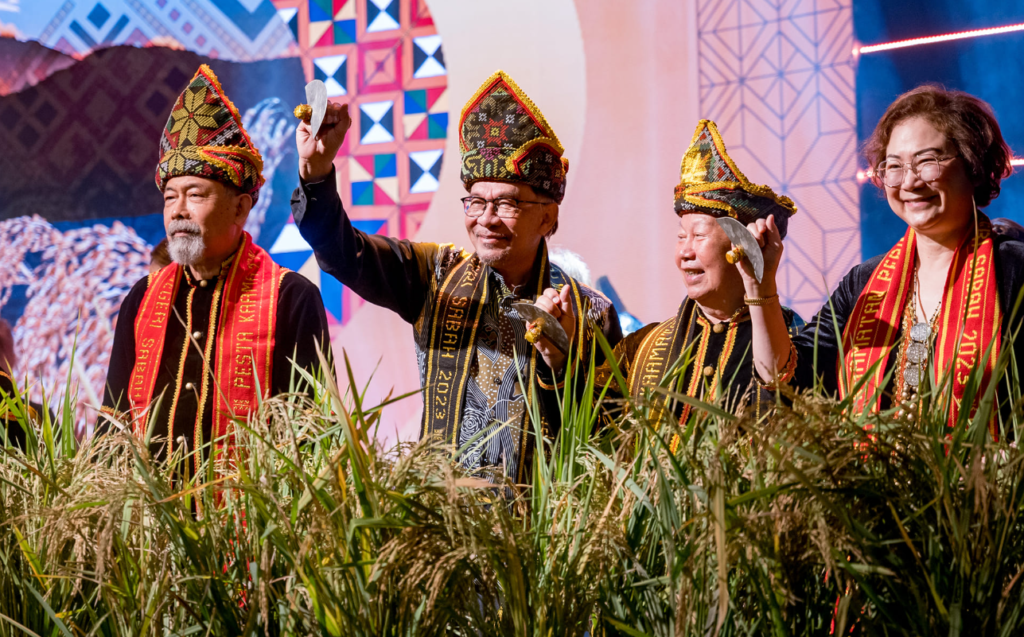Pesta Kaamatan 2025: Menyemai Tradisi di Bumi Kinabalu